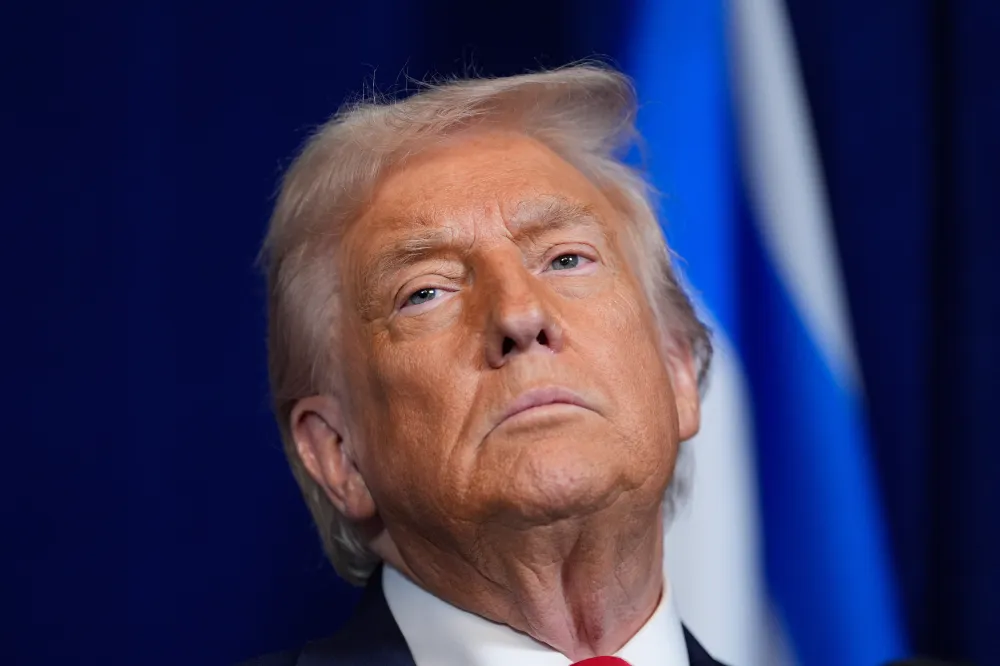 Where Donald Trump’s Approval Rating Stands in Final 2025 Polls - Newsweek