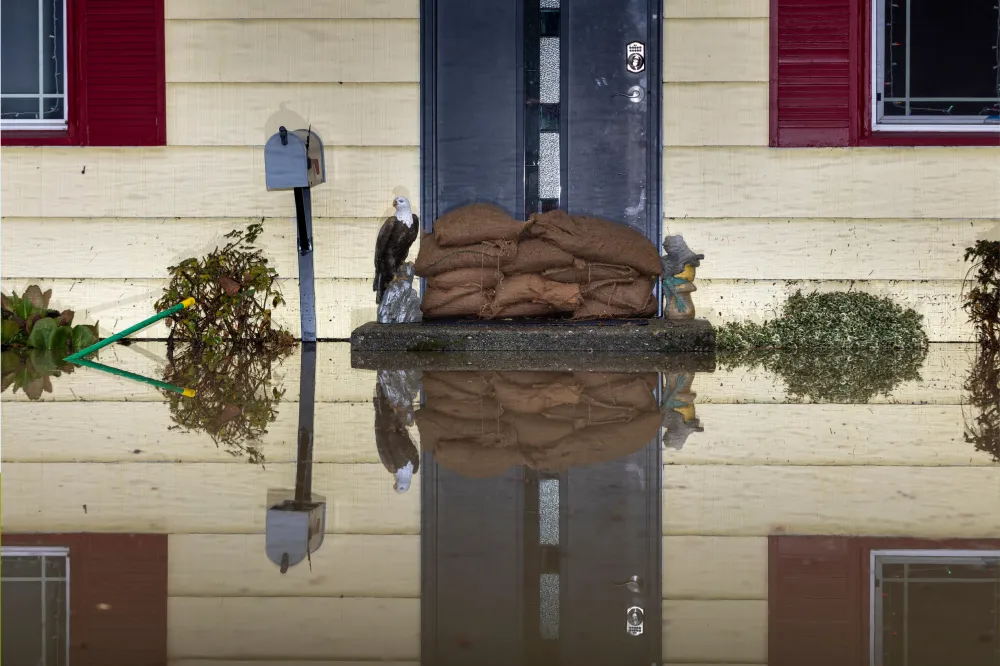 New Flood Warnings Issued for Washington After Atmospheric River - Newsweek