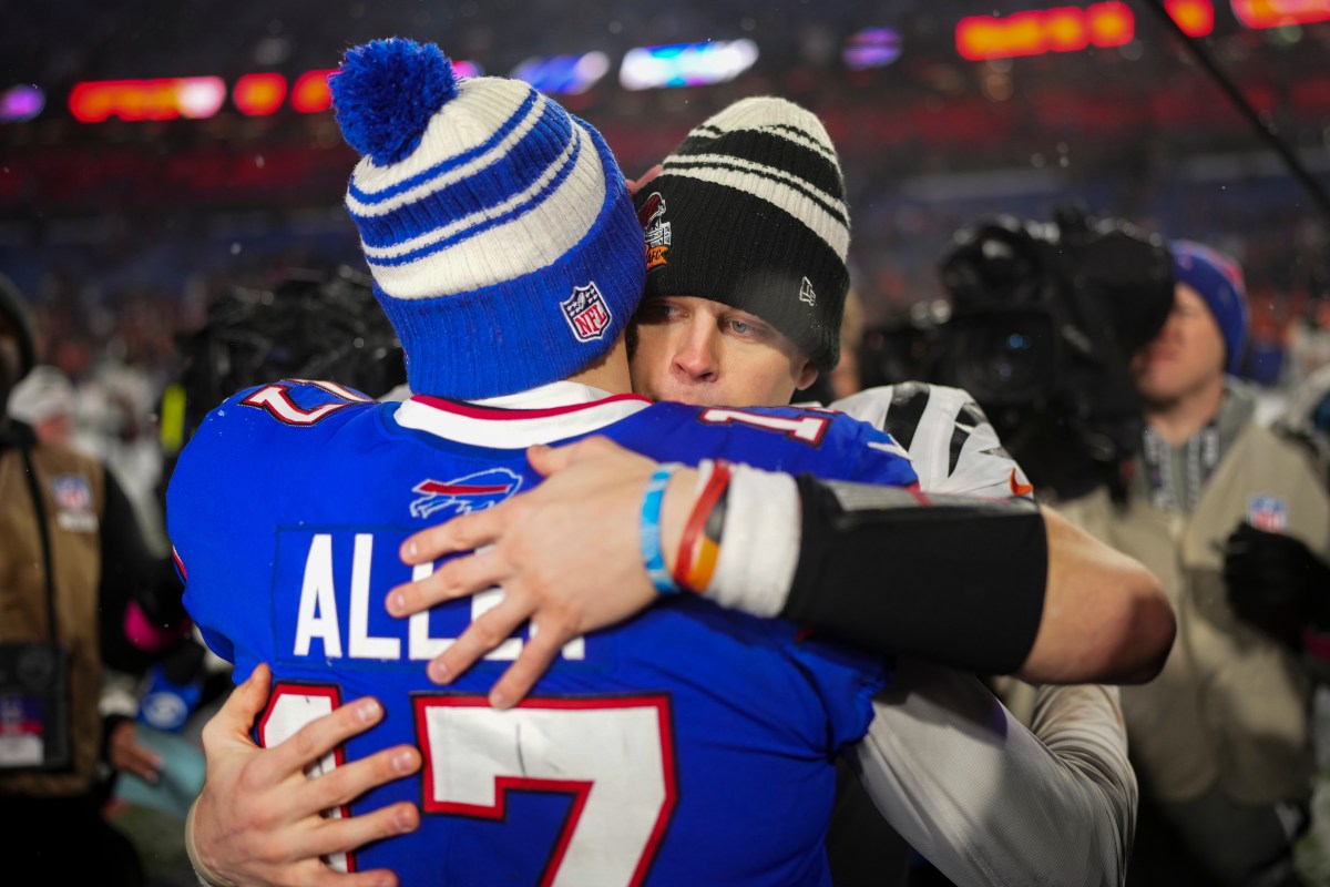 NFL reacts to postgame handshake between Josh Allen, Joe Burrow - Forbes LA