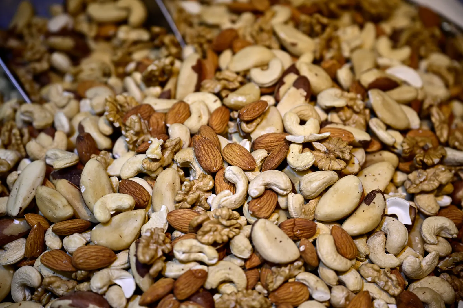 Nut Recall in 10 States As FDA Issues Warning - Newsweek