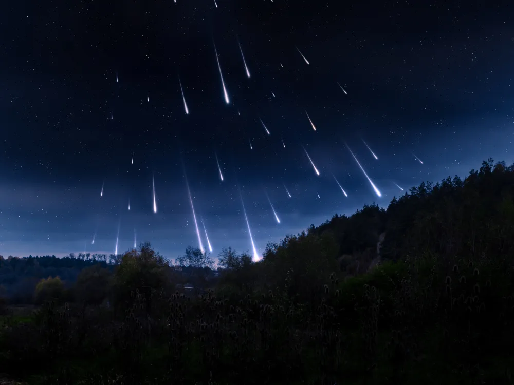 Quadrantids Meteor Shower: Where and When To See Light Show Peak - Newsweek