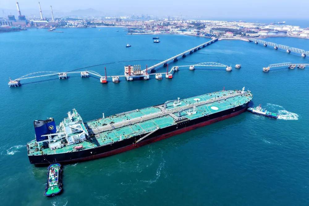 Chinese Oil Tankers Challenge US Blockade off Venezuela - Newsweek
