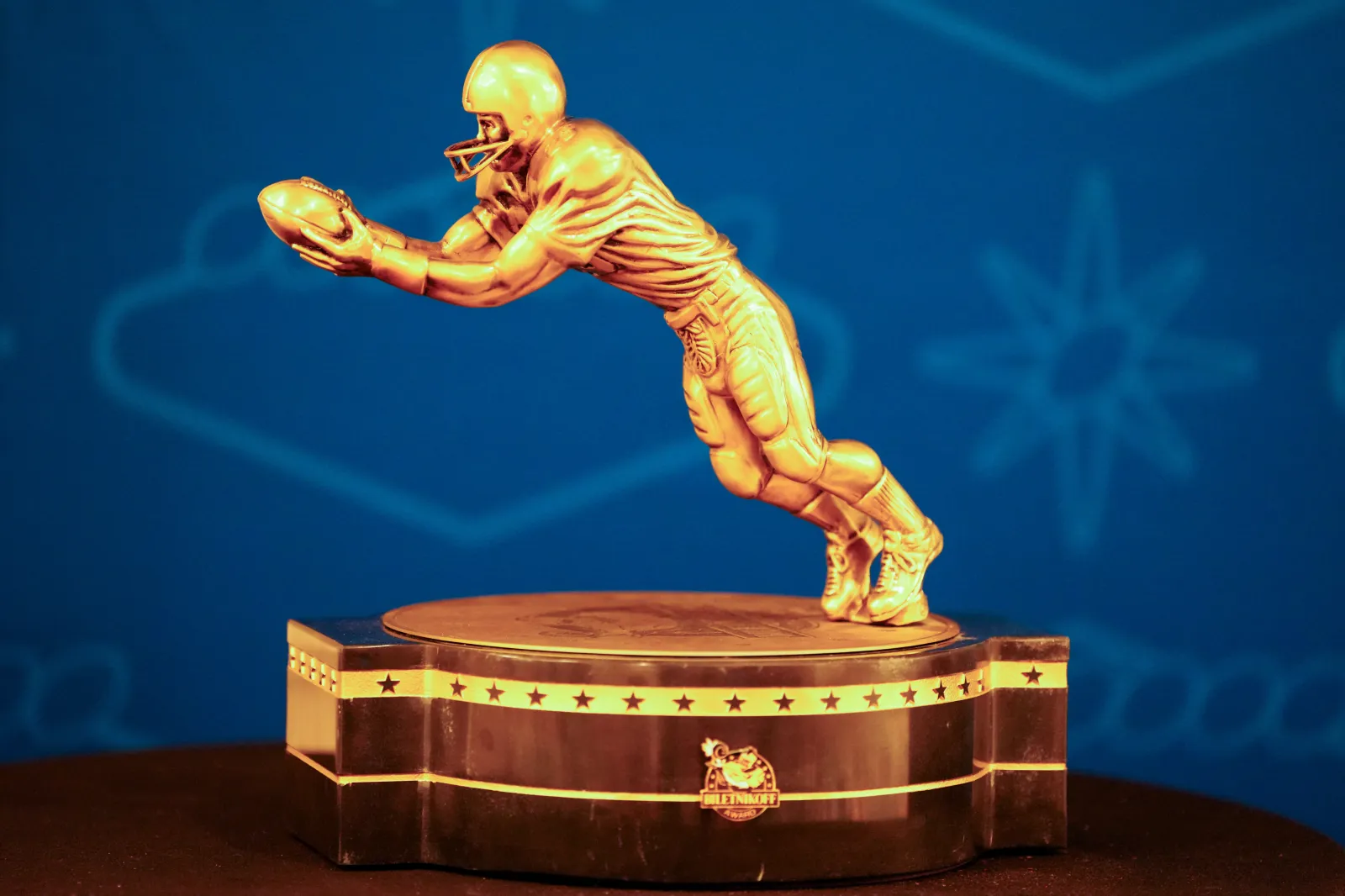 How to Watch 2025 College Football Awards Show: Live Stream, TV Channel ...