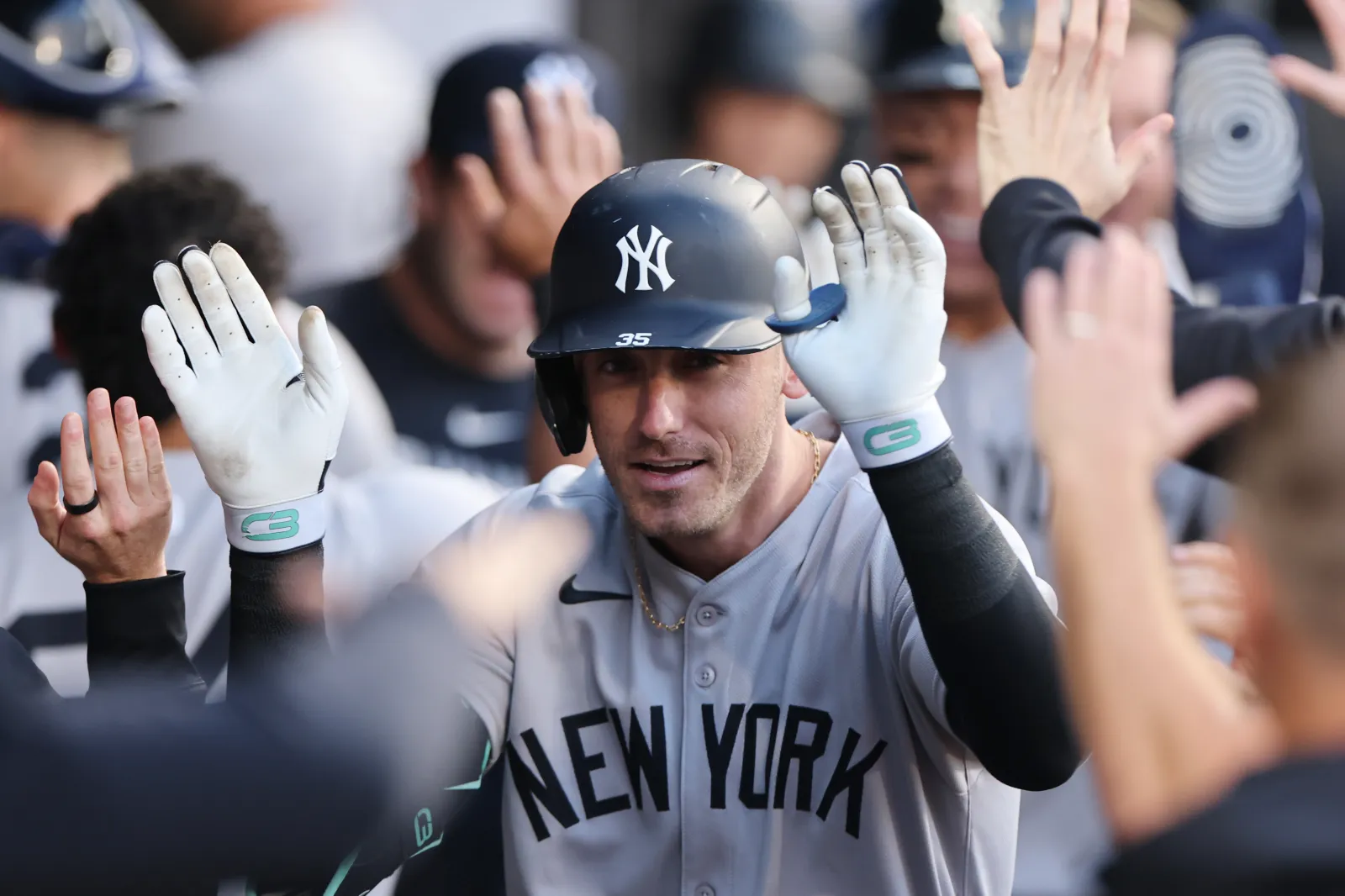 Cody Bellinger Has Ludicrous Asking Price Amid Yankees Pursuit: Report ...