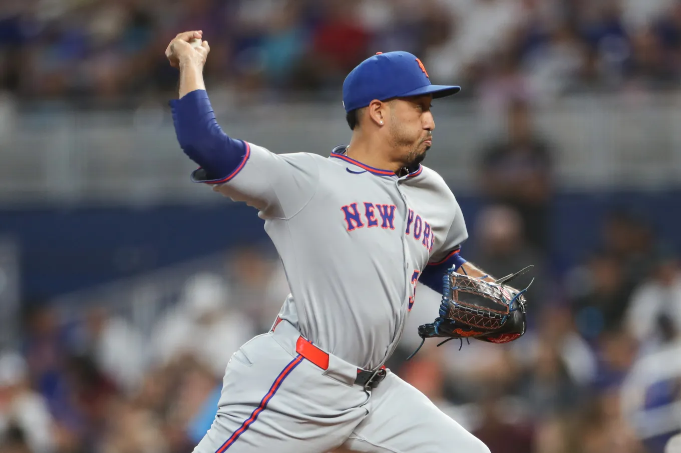 What Does Edwin Díaz-Dodgers Agreement Mean for Mets? - Newsweek