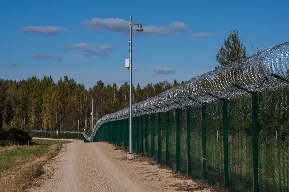 NATO Nation Starts Building Concrete Bunkers on Russian Border - Newsweek