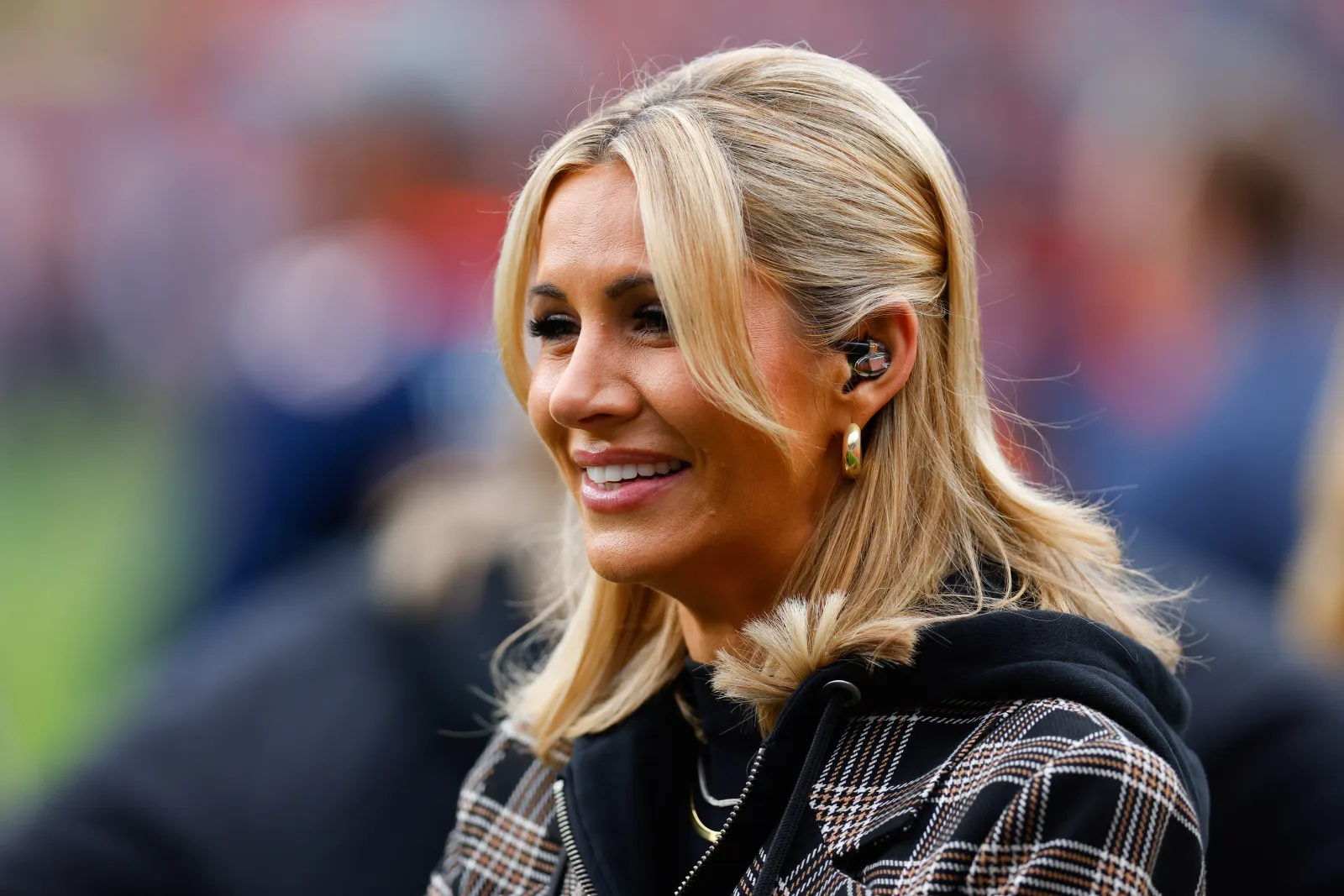 Laura Rutledge Breaks Silence on Justin Herbert Incident With Clear ...