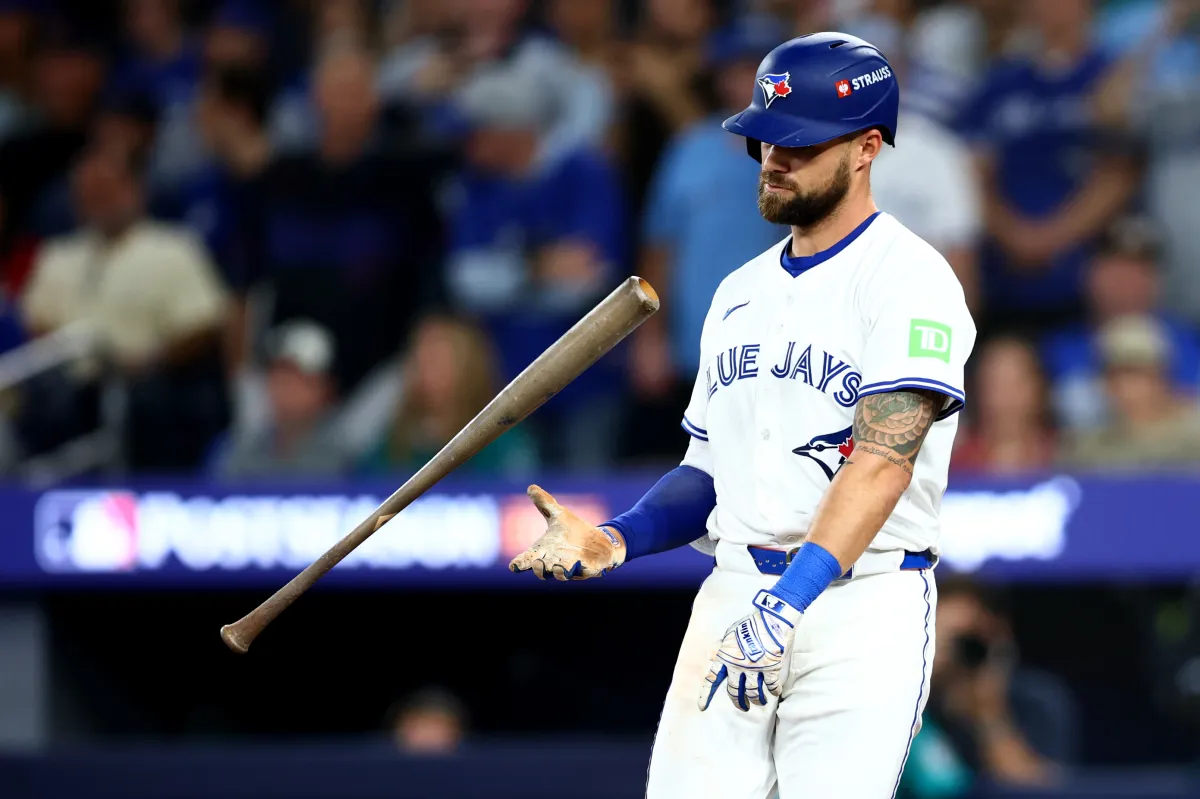 Blue Jays Eye Pitching Help; 3 Outfielders Could Reportedly Be Traded ...