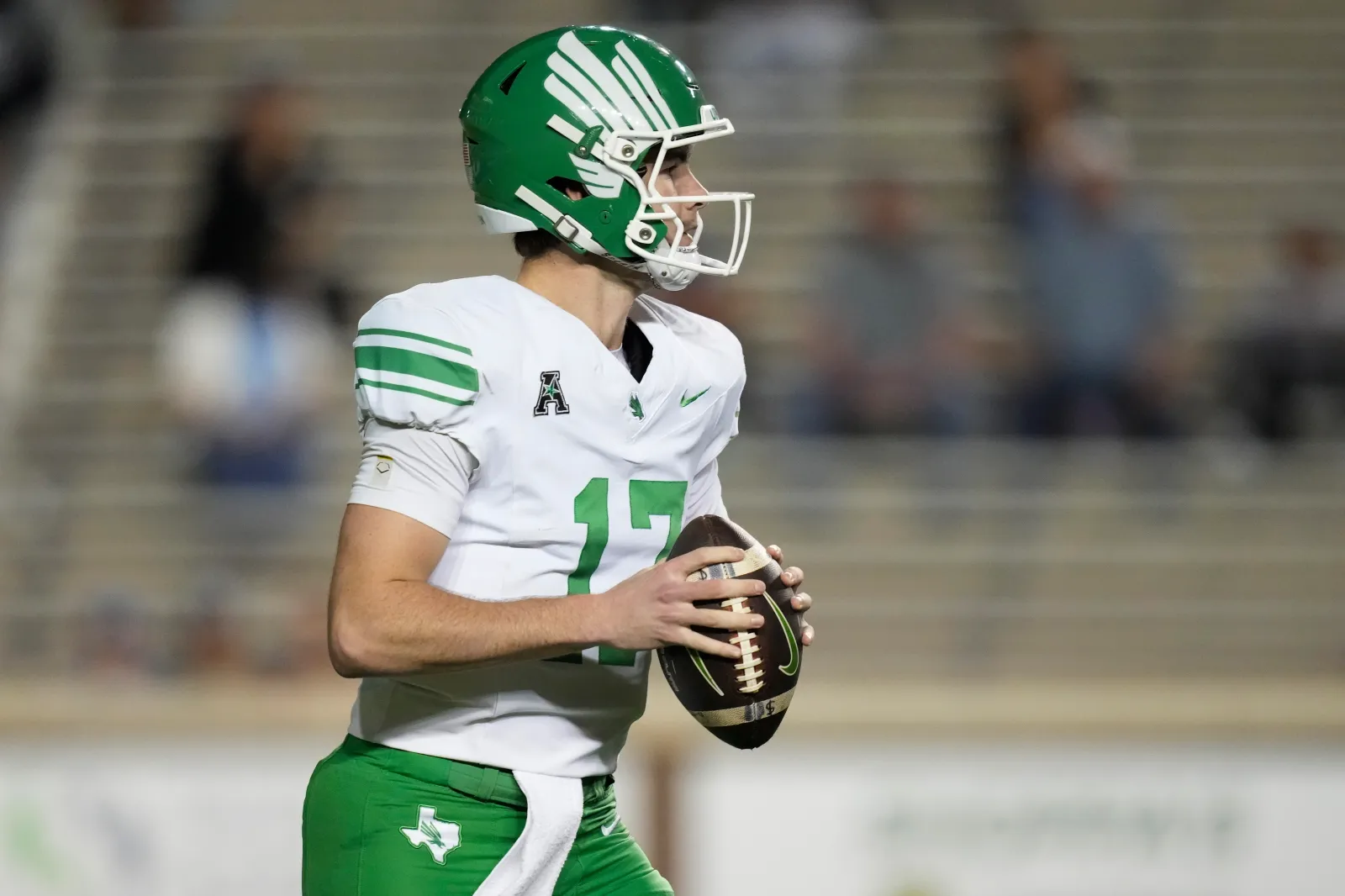Transfer Portal Prediction: 4,000-Yard QB Mestemaker Lands at Big 10 ...