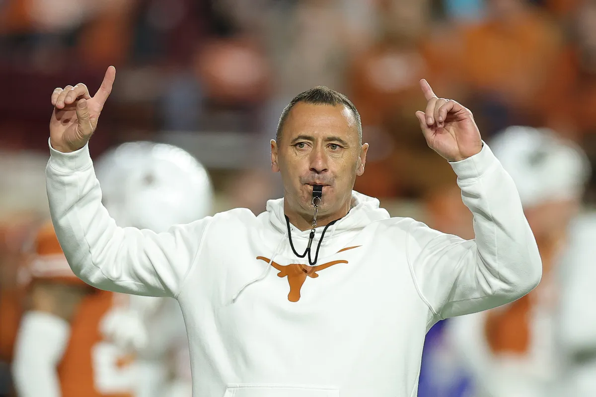 Texas Linked to All-SEC Running Back After Losing Wisner - Newsweek