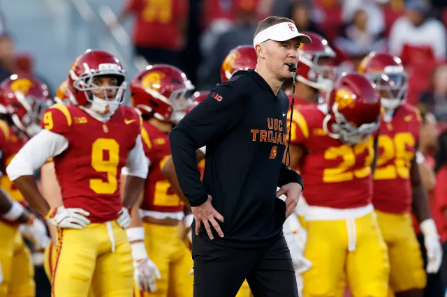 USC, Lincoln Riley Lose Productive Defensive Tackle to Transfer Portal ...