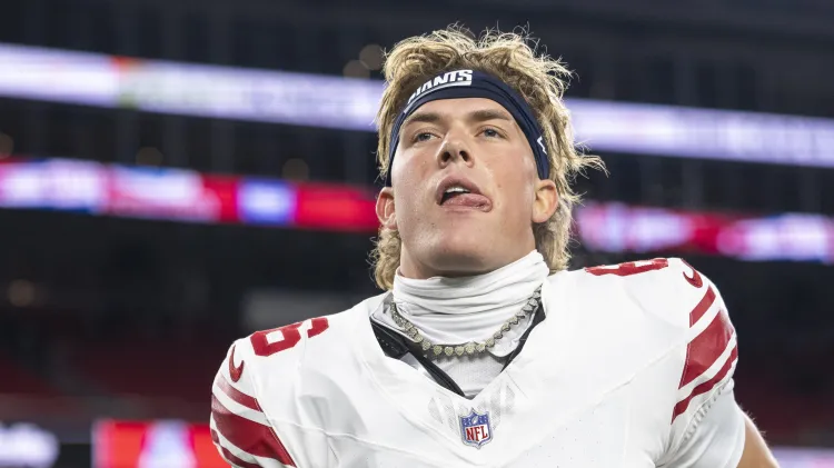 Jaxson Dart Playing Major Role in Giants’ Pursuit of Head Coach John ...