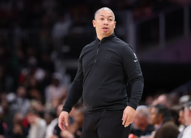 Ex-Clipper Clears Air on Ty Lue’s Controversial Chris Paul Quote - Newsweek