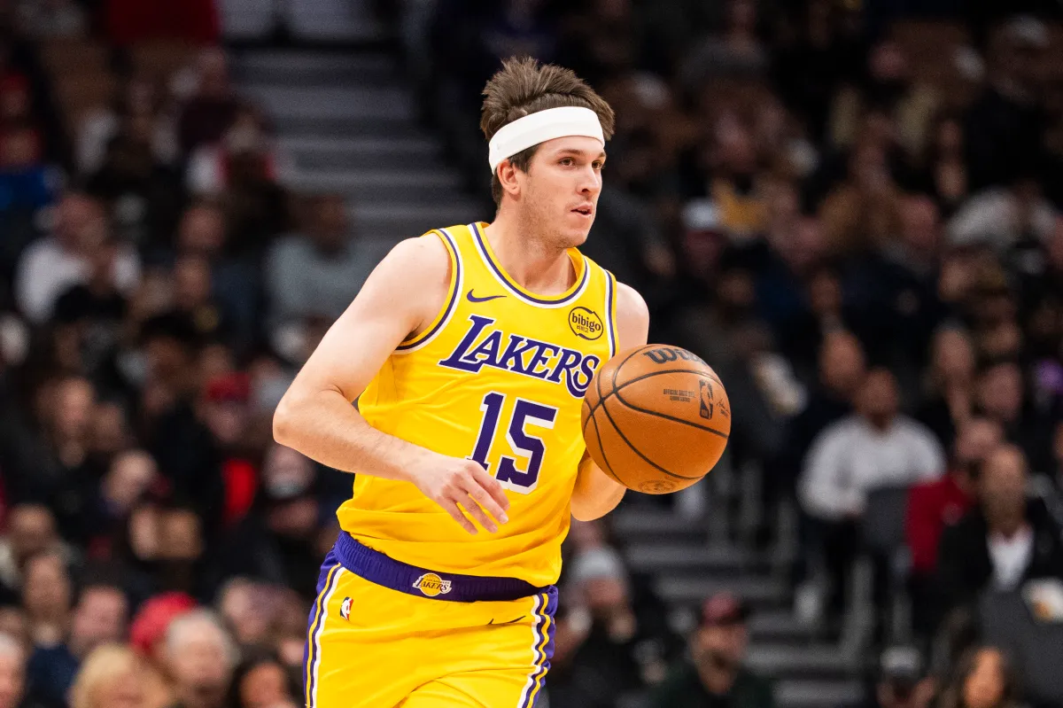 Lakers’ Monster Trade Package for Giannis Antetokounmpo Revealed - Newsweek