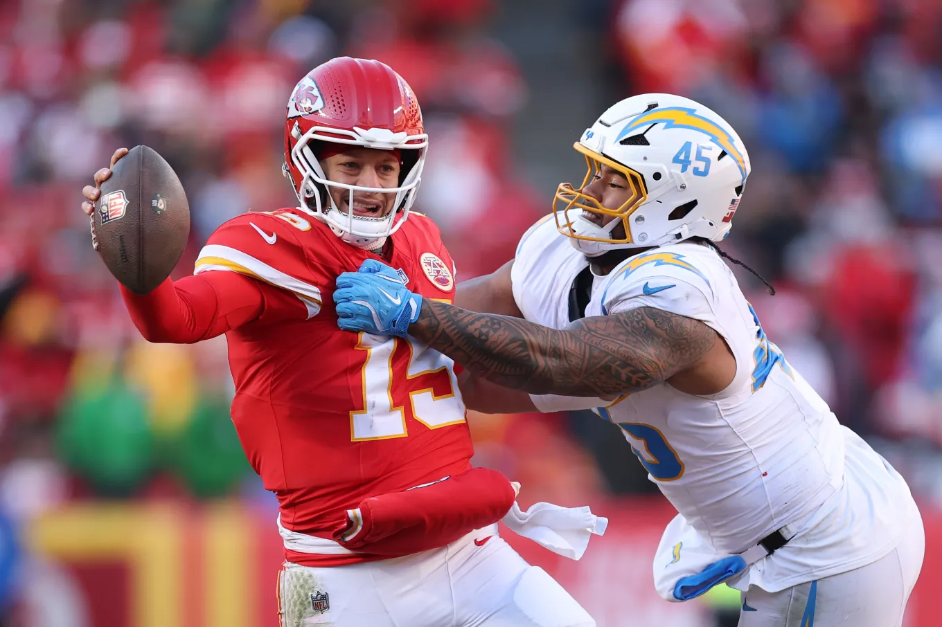 Chiefs Give Ominous Update on Patrick Mahomes’ Knee Injury - Newsweek