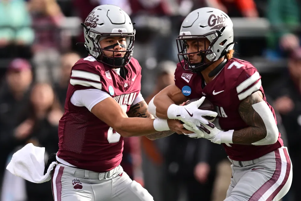 How to Watch Montana vs Montana State: Live Stream FCS Semifinals, TV ...