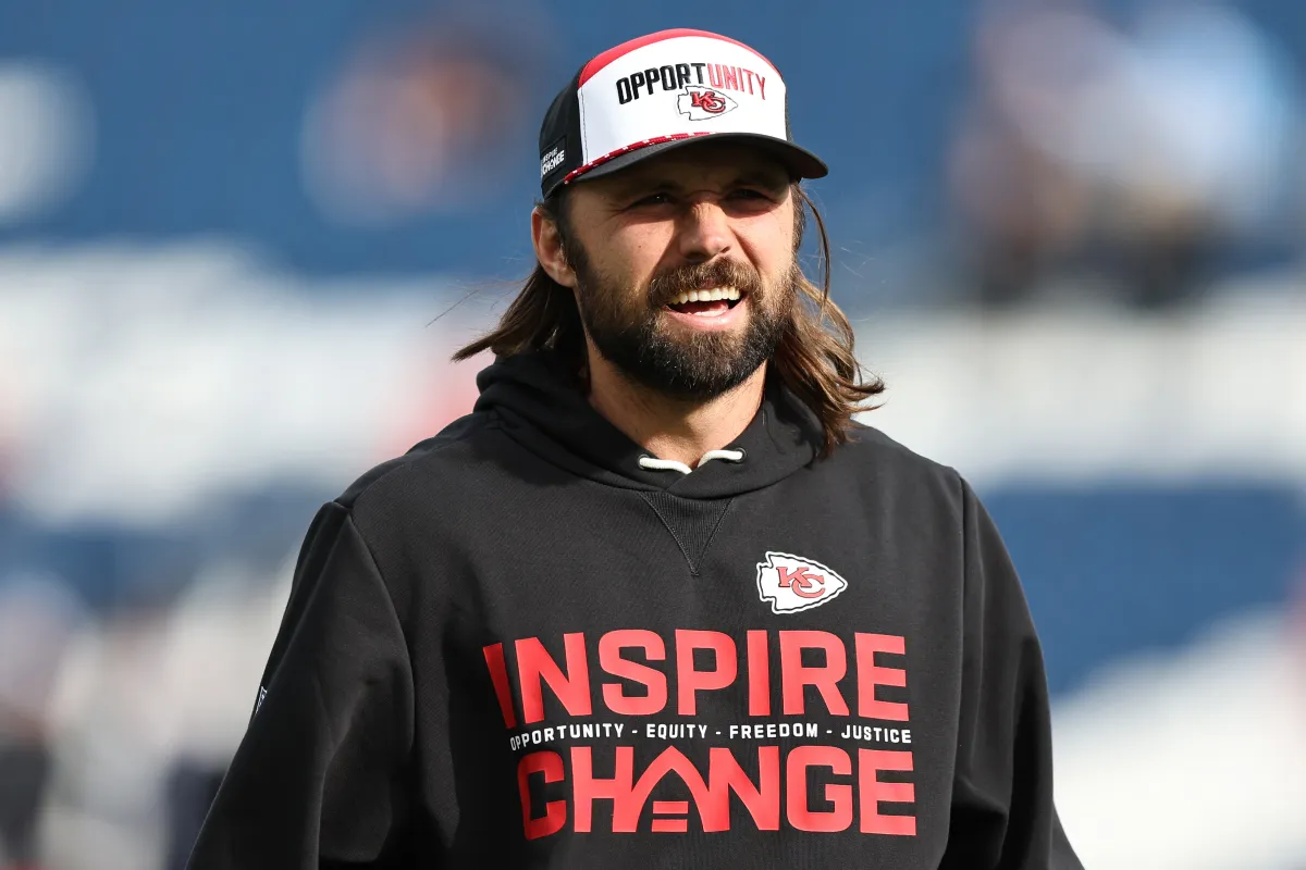 Chiefs Get Even More Brutal QB News During Titans Game - Newsweek