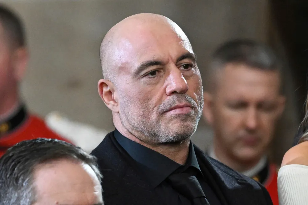 Joe Rogan Warns Masked Agents a ‘Problem on Our City Streets’ - Newsweek