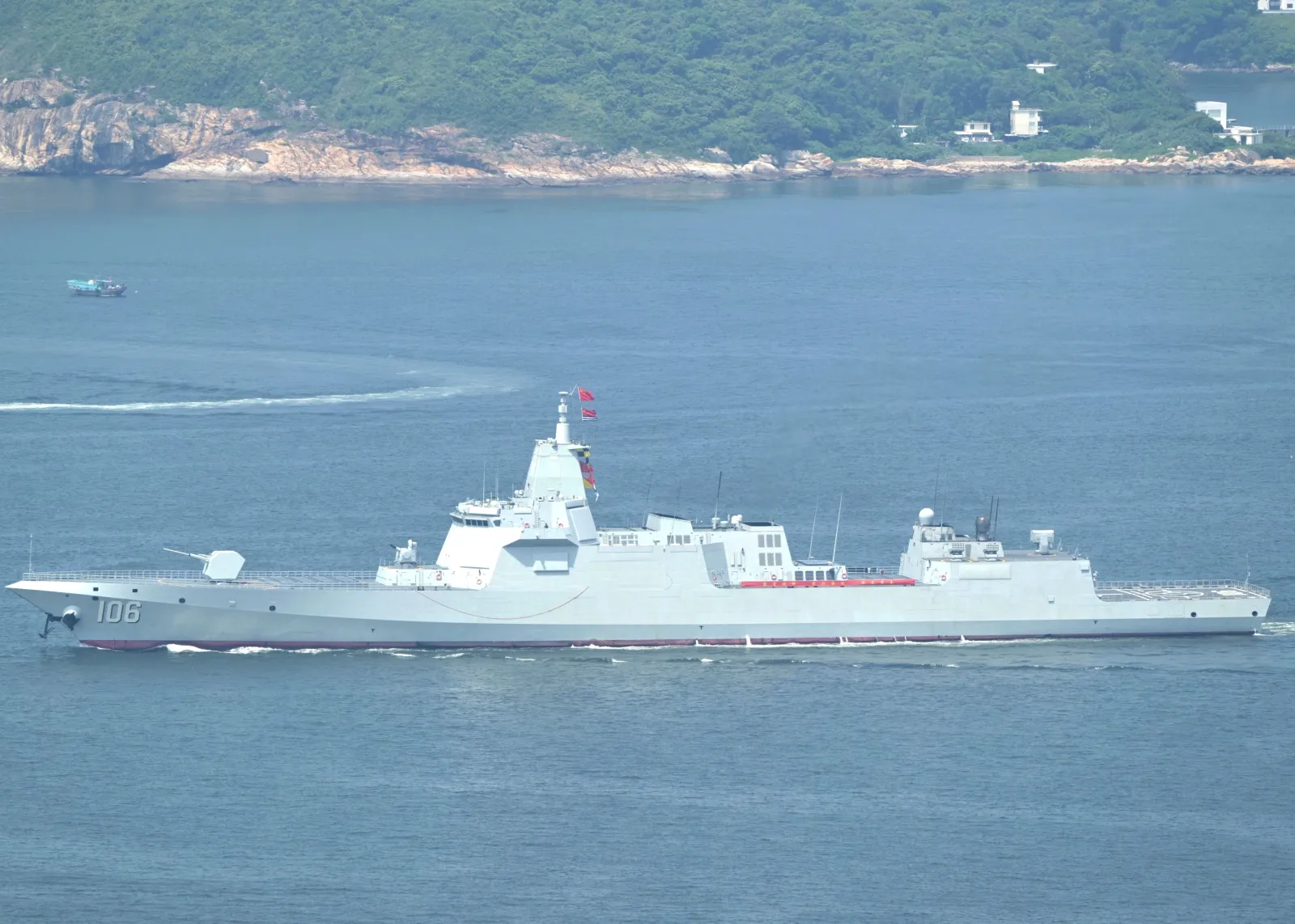 China Receives Major Boost to Large Destroyer Fleet - Newsweek
