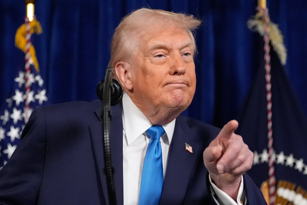 Donald Trump gives new $2,000 stimulus check timeline - Newsweek
