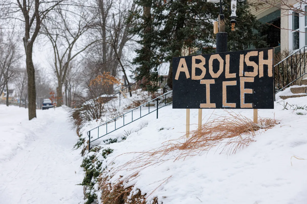 Hundreds of Thousands Prepare for ‘No Kings’ Anti-ICE Mobilization ...