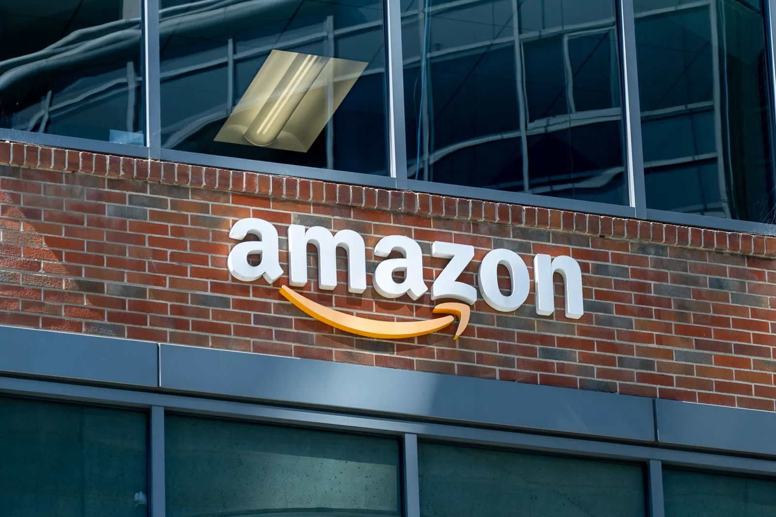 Amazon Sending Checks to Customers in $2.5 Billion Prime Settlement ...