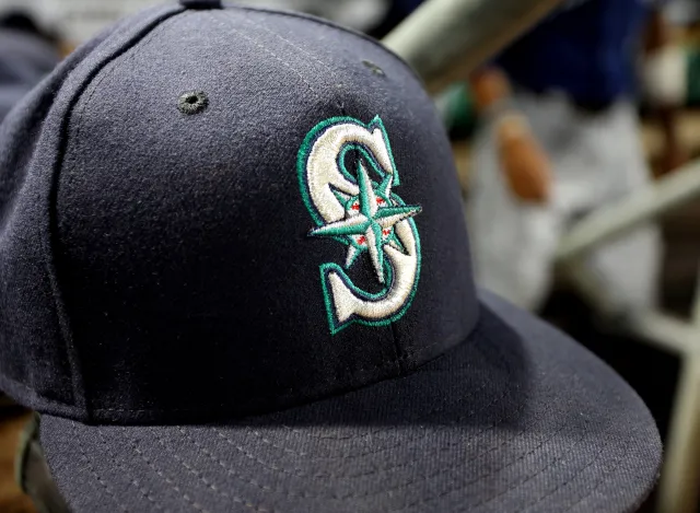 Mariners, Twins Complete Trade Sending 29-Year-Old Catcher to Seattle ...