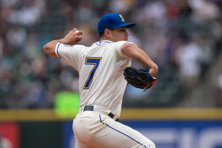 Padres Acquire Mariners, Cardinals 10-Year Veteran: Report - Newsweek