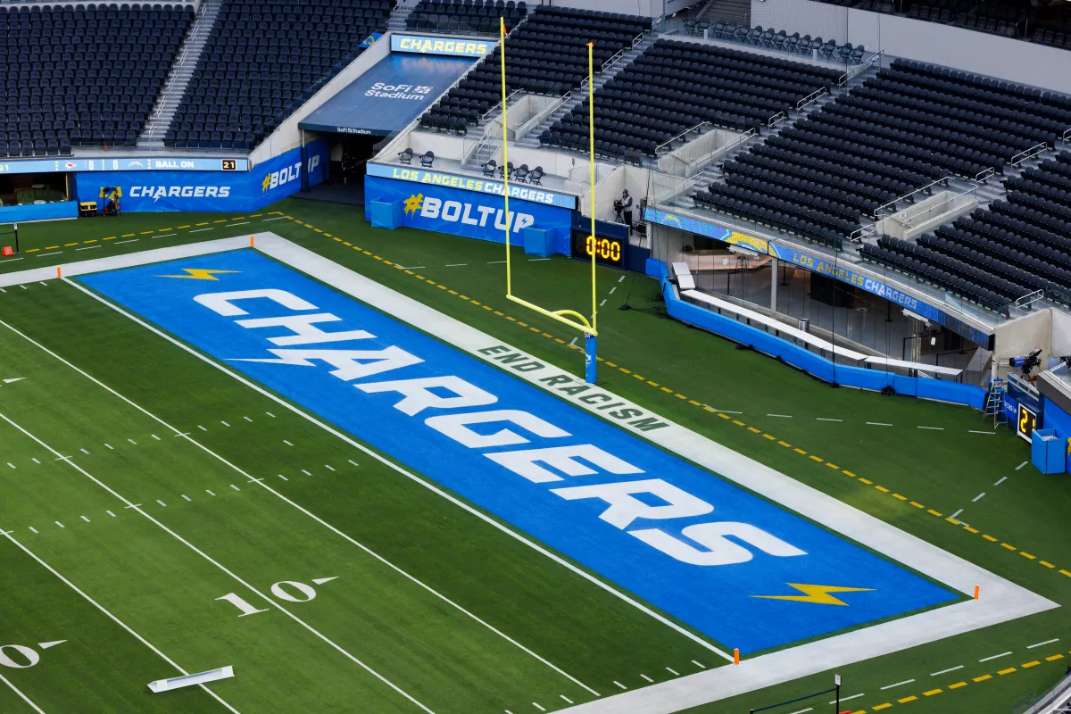 Chargers Cut Ties With OC Greg Roman After Playoff Loss to Patriots ...