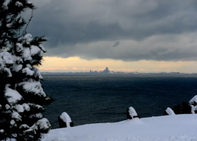 Lake-Effect Snow Warning Map Shows Cities Facing Hazardous Conditions ...