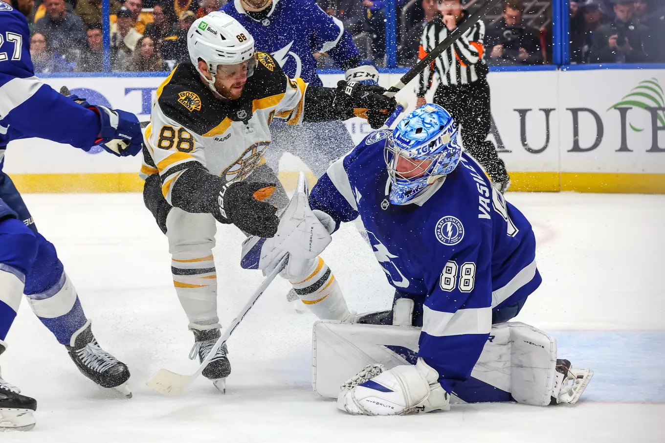 How to Watch Bruins vs Lightning: Live Stream NHL Stadium Series, TV ...