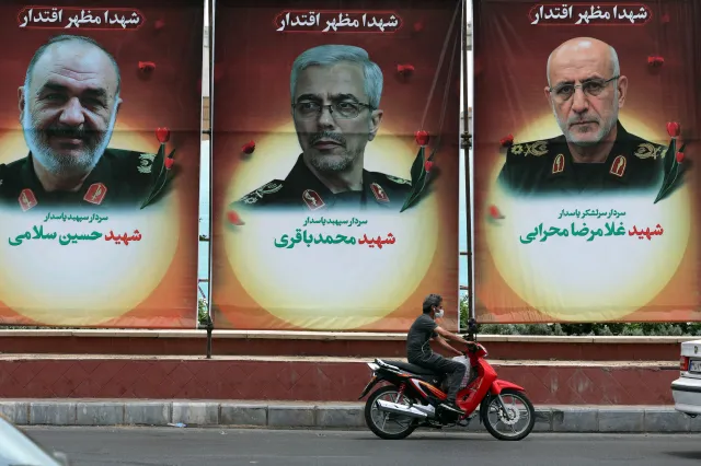 Iran’s Battered IRGC Faces Moment of Truth Amid Protests - Newsweek