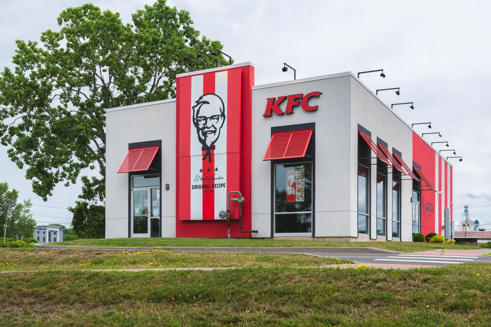 Videos of KFC’s New Menu Item Emerge—and People Have One Important ...