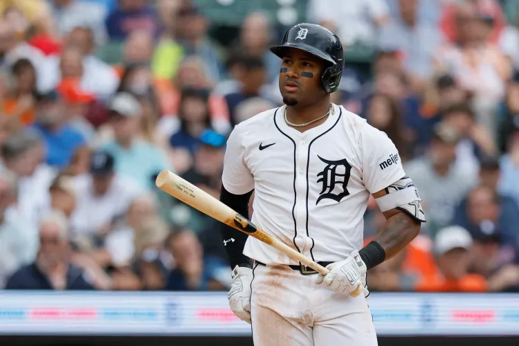 Dodgers Officially Sign Veteran Infielder, DFA Recent Acquisition ...