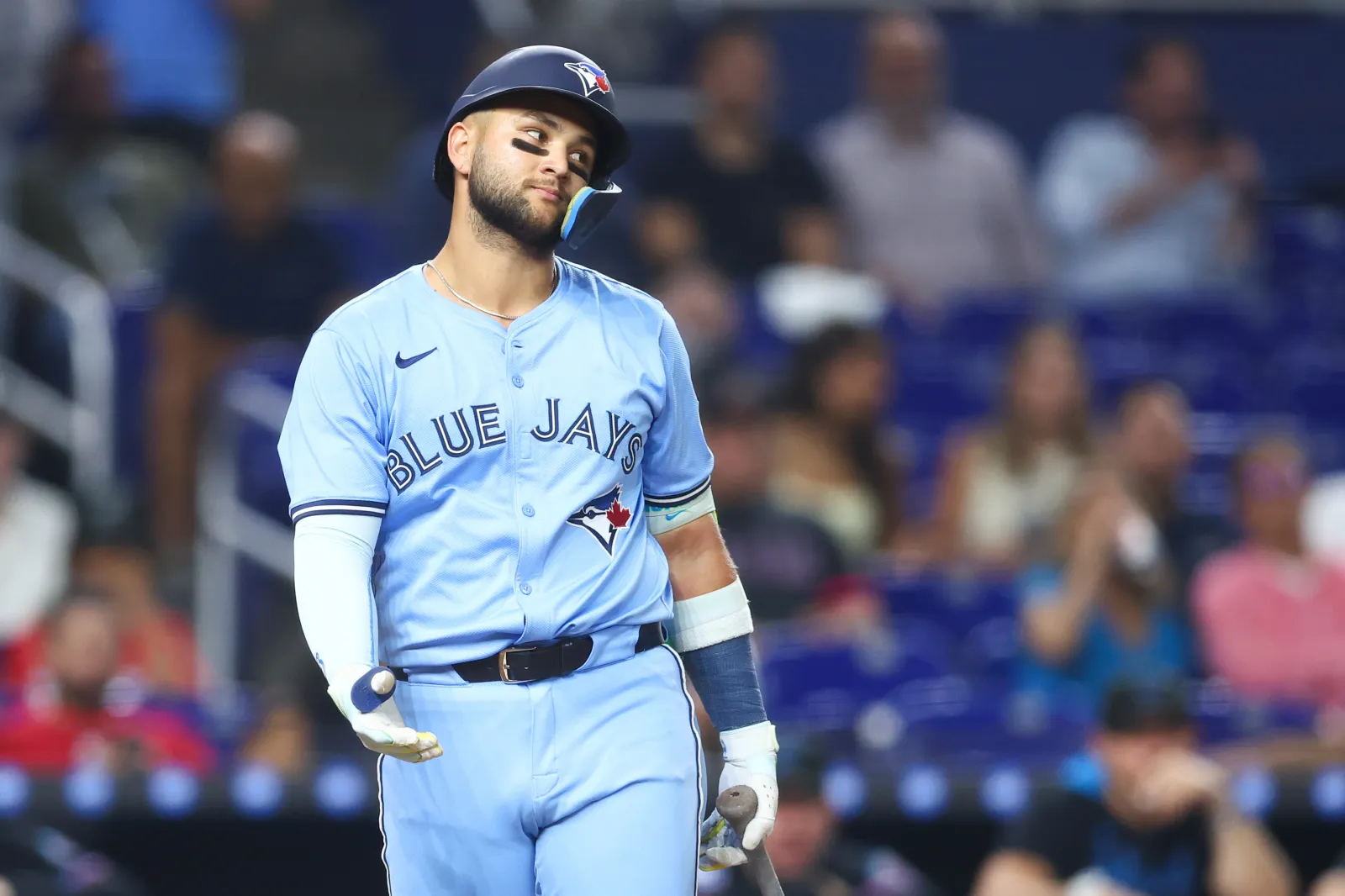 Blue Jays’ Bo Bichette Plans Would Reportedly Require Outfielder Trade ...