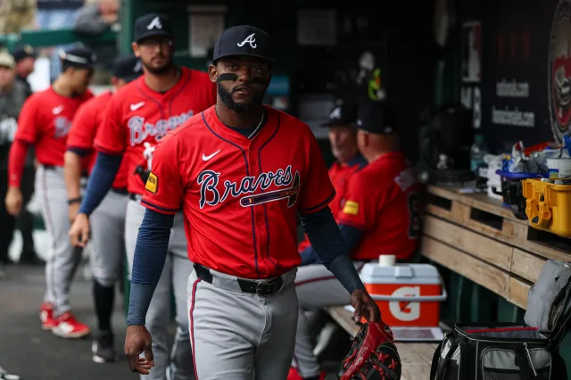 Braves Lose 27-Year-Old Switch-Hitter to Twins on Waivers - Newsweek