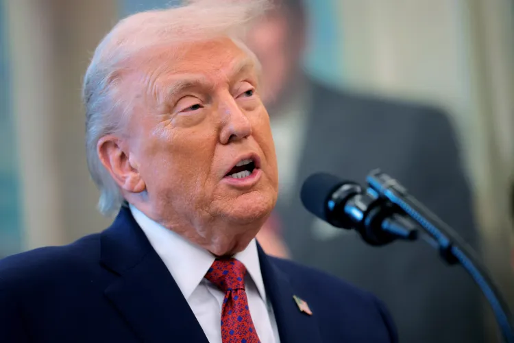 What Trump's $200bn mortgage bond plan means for homeowners - Newsweek