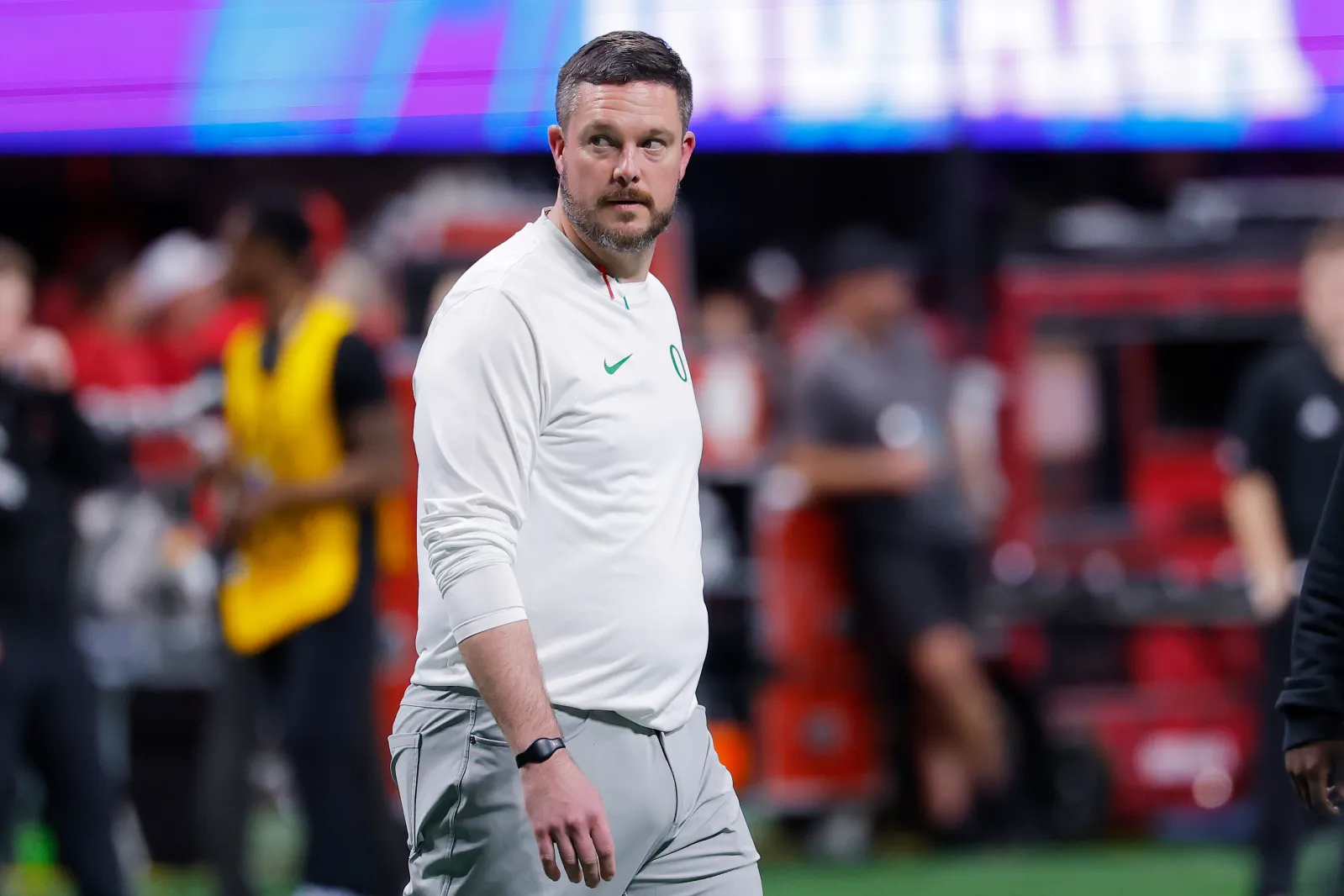 Dan Lanning, Oregon Lose Former 4-Star QB to Transfer Portal - Newsweek