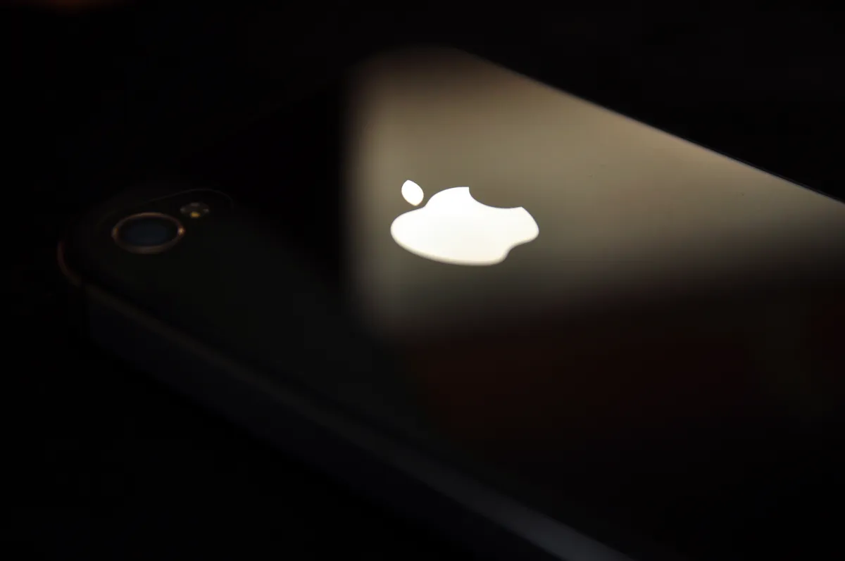 iPhone User Notices Something ‘Inconsistent’—Then They Realize: ‘This ...