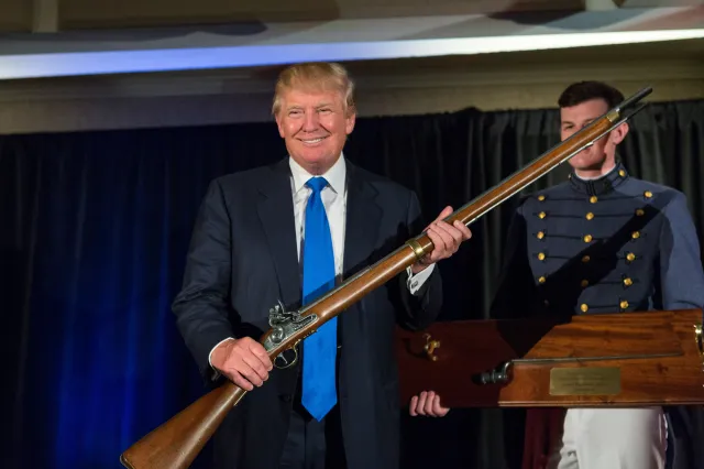 Donald Trump's Gun Rights Hypocrisy Over Alex Pretti Shooting - Newsweek