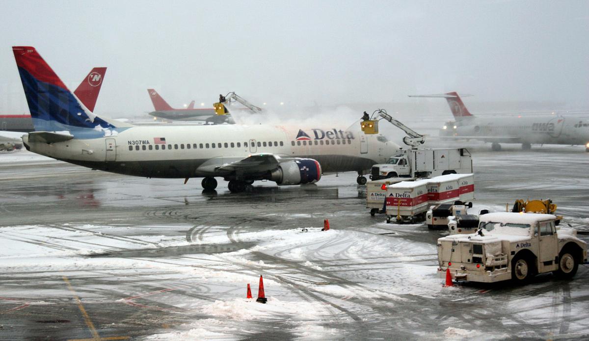 Delta Responds To Winter Weather Warnings - Newsweek