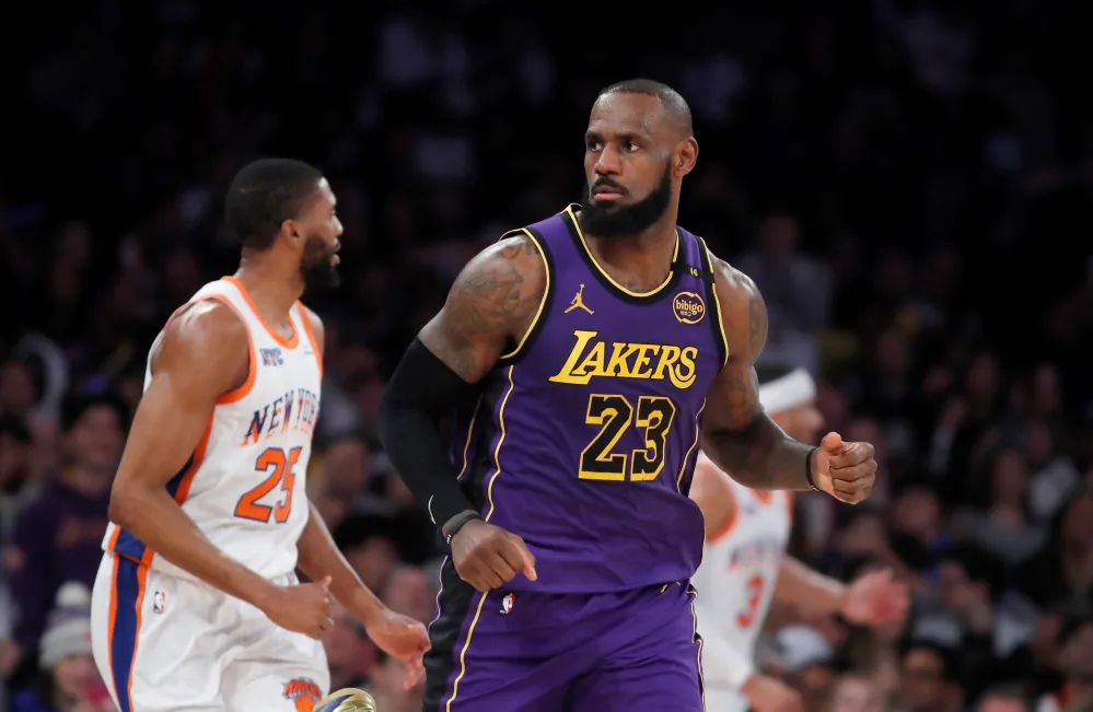 Knicks Coach Has Message for LeBron James Ahead of Lakers Clash - Newsweek