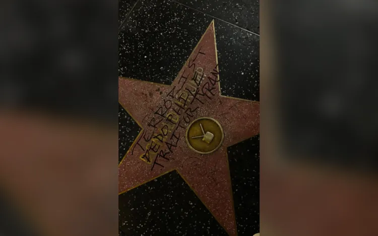 Donald Trump’s Hollywood Star Vandalized With Four Words In Viral Photo ...