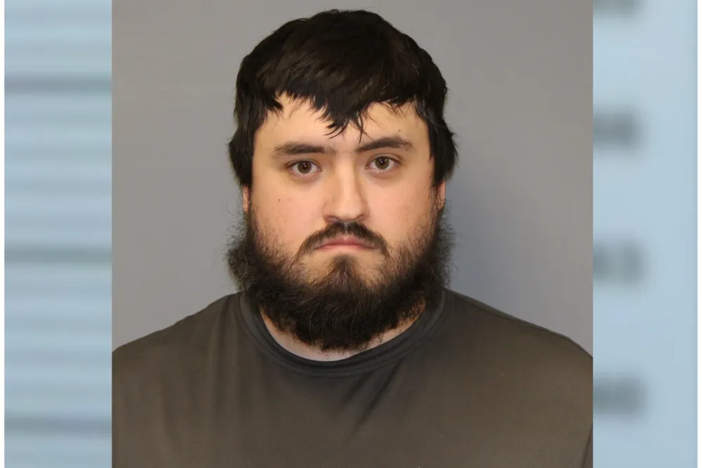 Man Accused of Kidnapping Allegedly Told Woman He Was Child Care ...