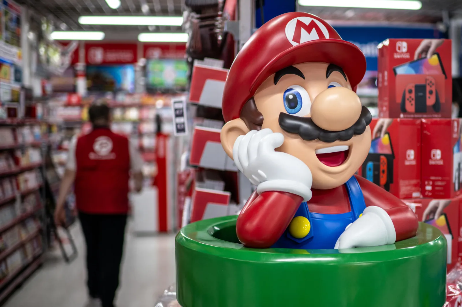 New Nintendo Ad Goes Viral As Everyone Spots the Same Baffling Detail ...