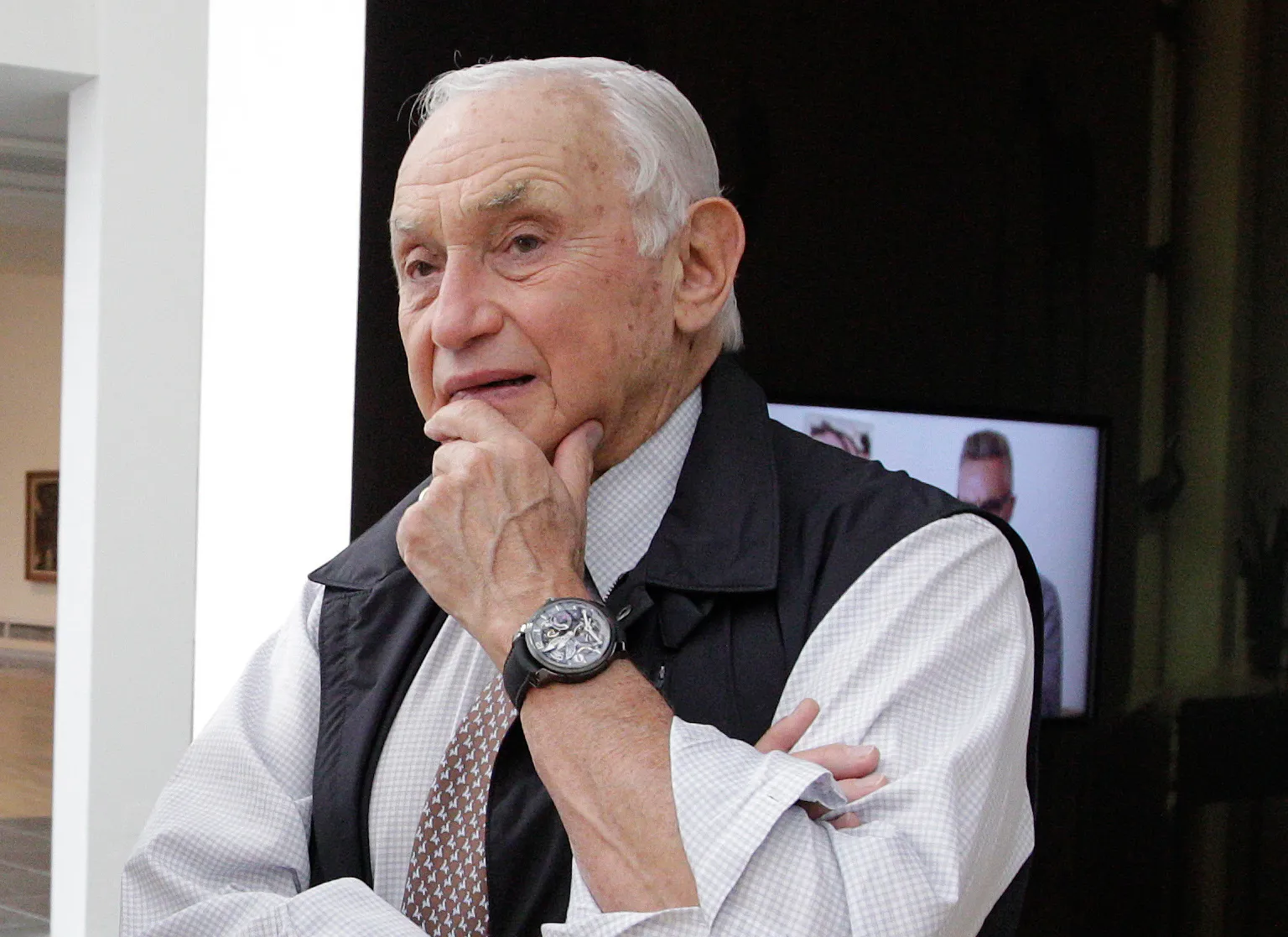 Democrats start deposition of Les Wexner in Epstein case - Newsweek