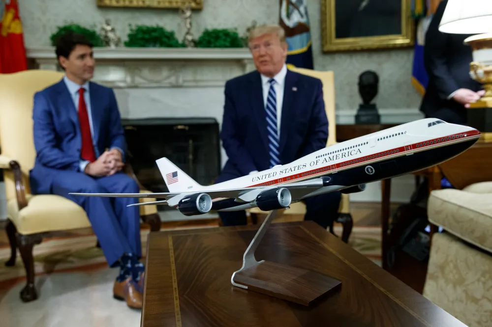 Air Force One update as plane's colors are revealed - Newsweek