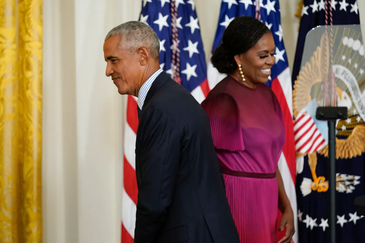 Trump Condemned Over Post Depicting Obamas as Apes: ‘Racist and ...