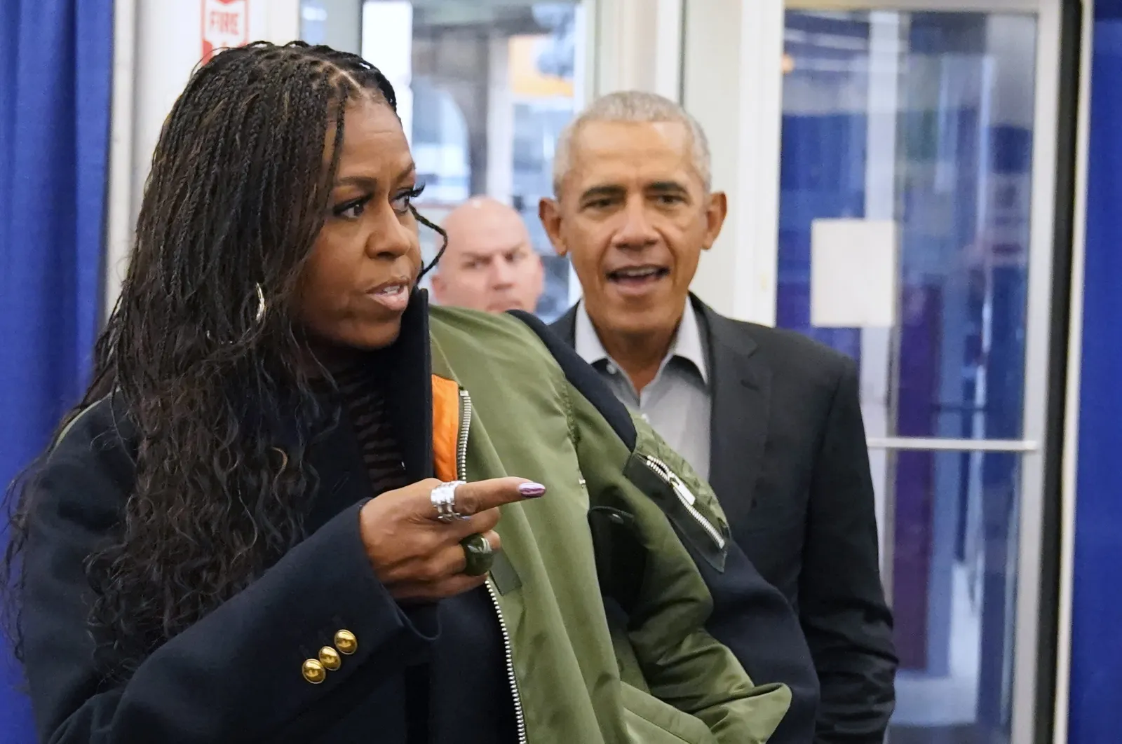 Watch: White House Debuts West Wing Walk of Fame with Biden Autopen ...