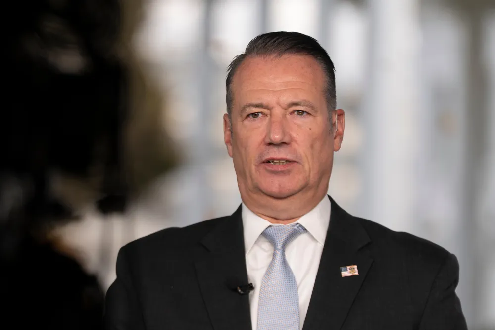 Conservative group sues DHS for video at ICE detention facility - Newsweek